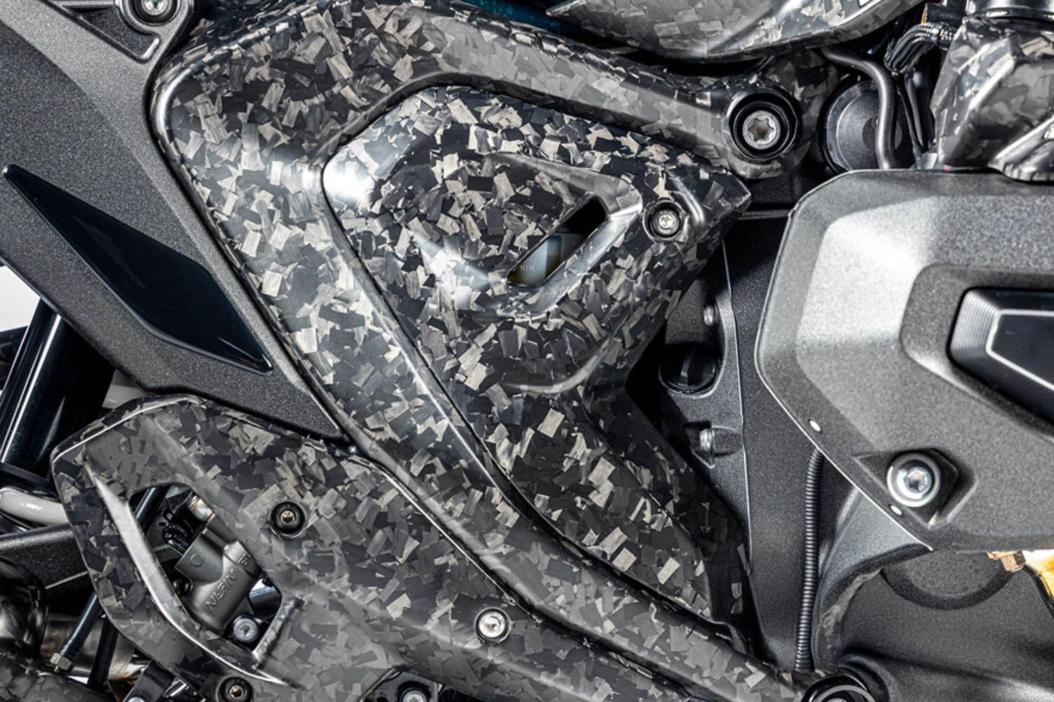 Ilmberger frame triangle cover R 1300 GS (Adventure) | Wunderlich