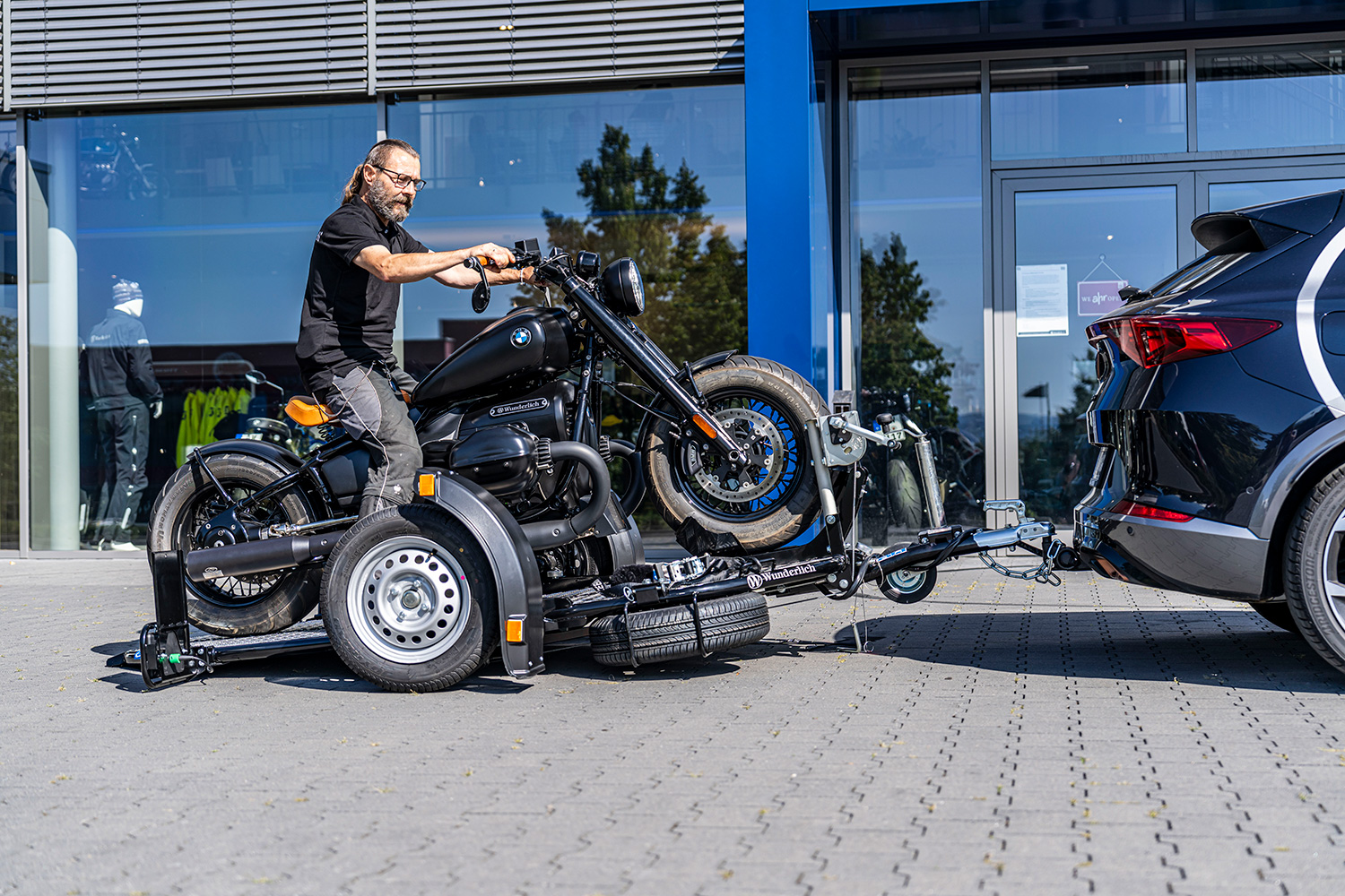 Motorrad Auf Anhanger