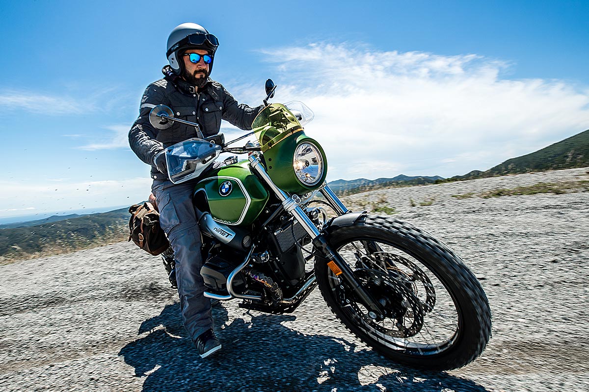 BMW R nineT Green Hell