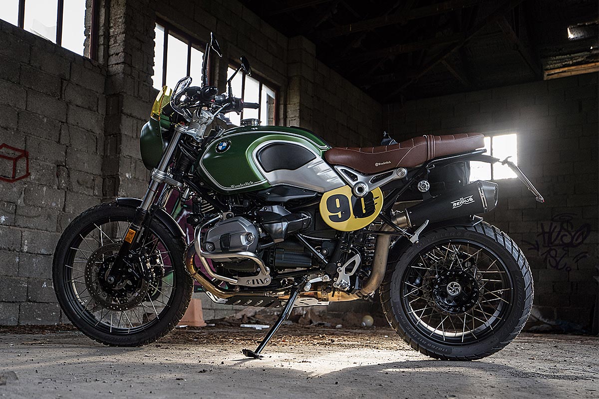 BMW R nineT Green Hell